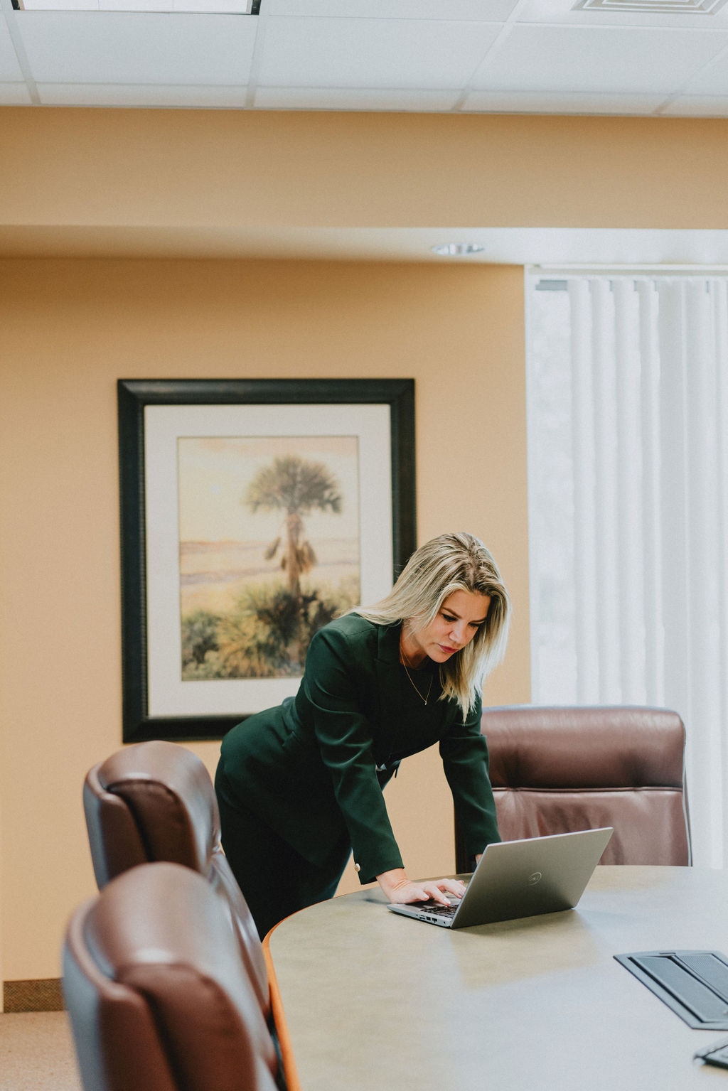 What does it take to become a leader? Jennifer´s story about stepping ...